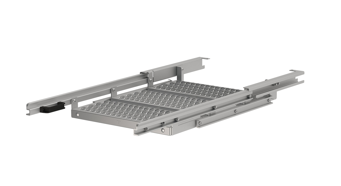 Aluminum pullout ladder with wide step - Product Takler | Trucks & Trailers